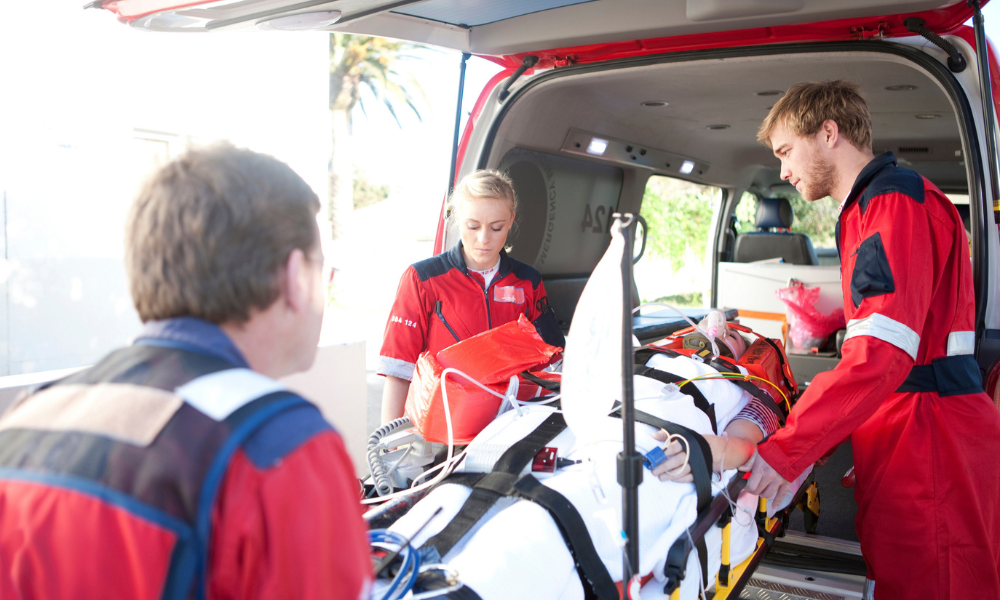 SECOURS & AMBULANCE | Gestes et postures